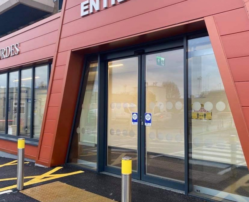Automatic Shop Doors – Roller Doors